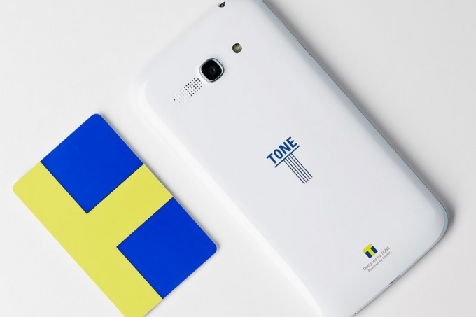 実店舗販売の先駆けが生まれ変わった「TONE mobile」と新スマホ「TONE」登場 | Geekles